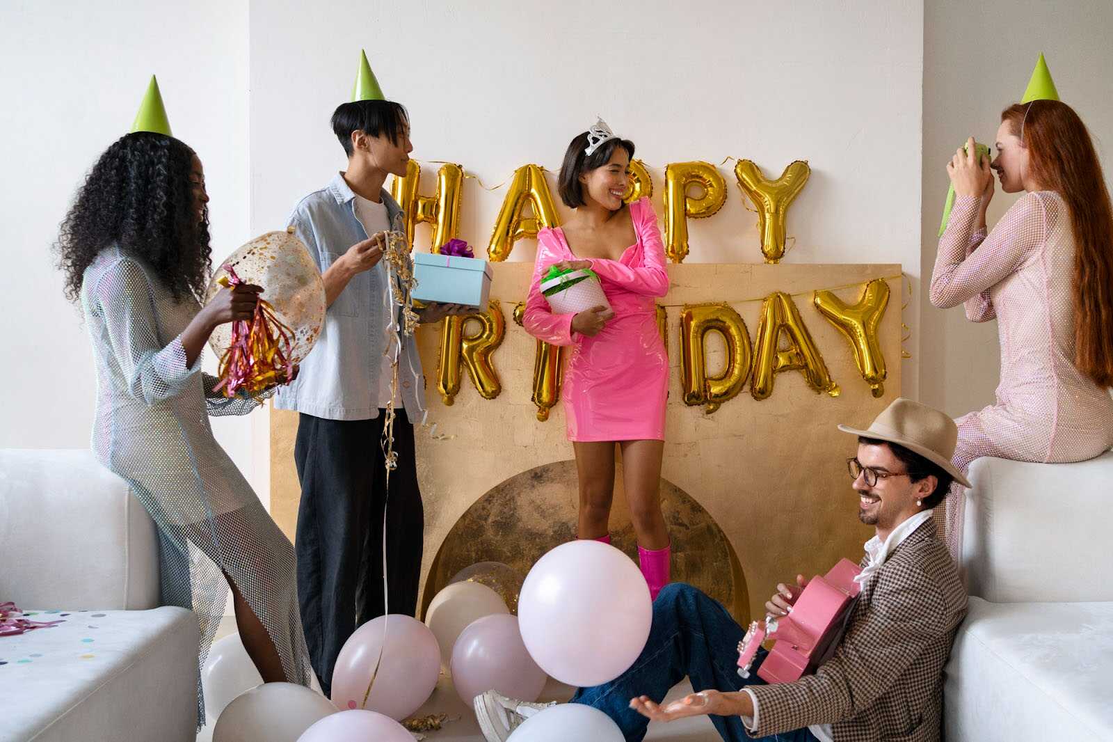 How To Plan A Surprise Birthday Party? 20 Step-By-Step Guide - The ...